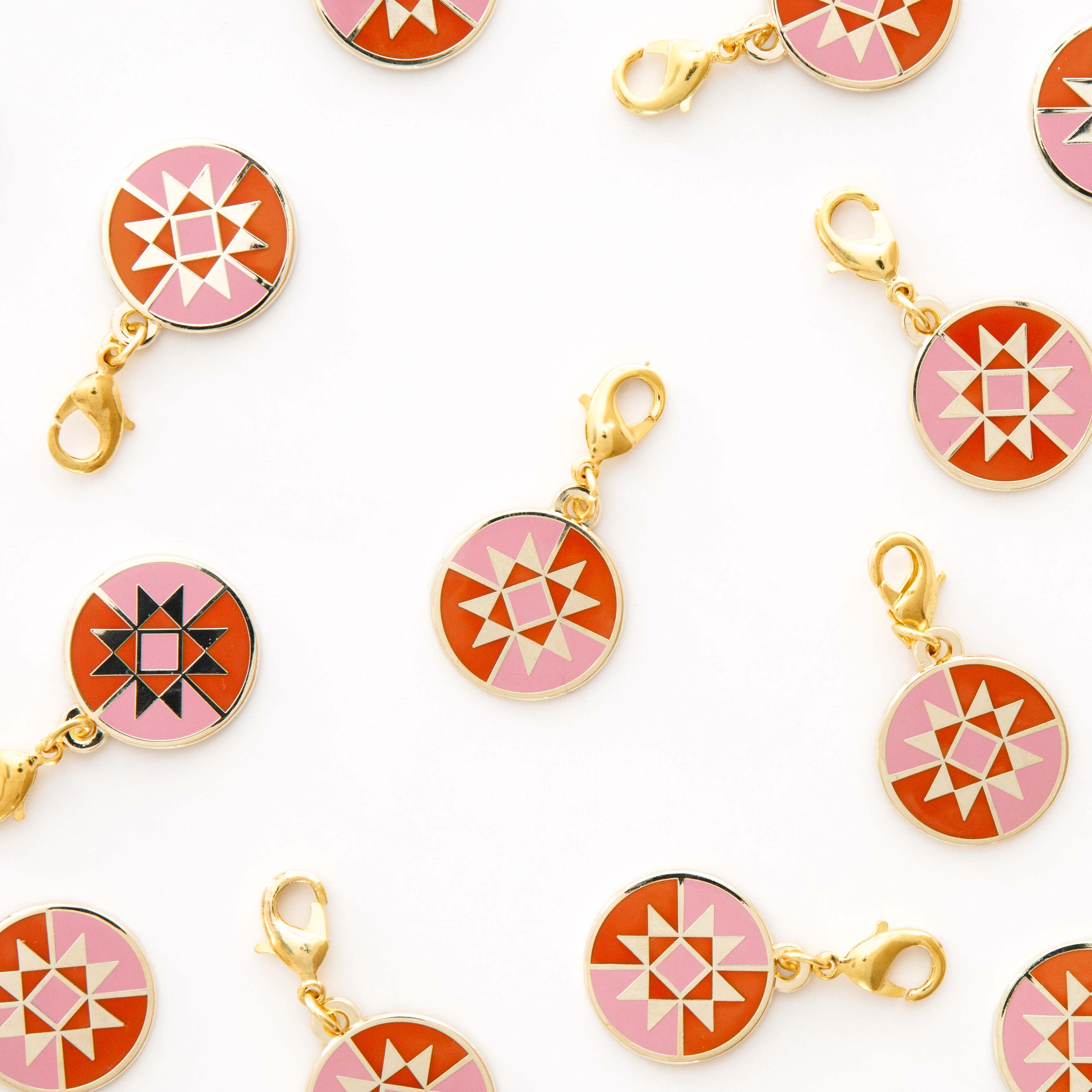 Round Quilt Star Zipper Charm – Sarah Hearts